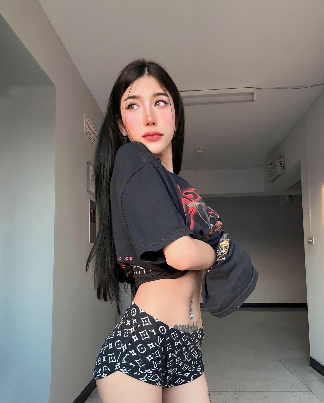 เปิดวาร์ป น้องTomie Kira สวยสวยสุดแซ่บงานดีรอยสักแน่นลีลาเด็ดโดนใจ