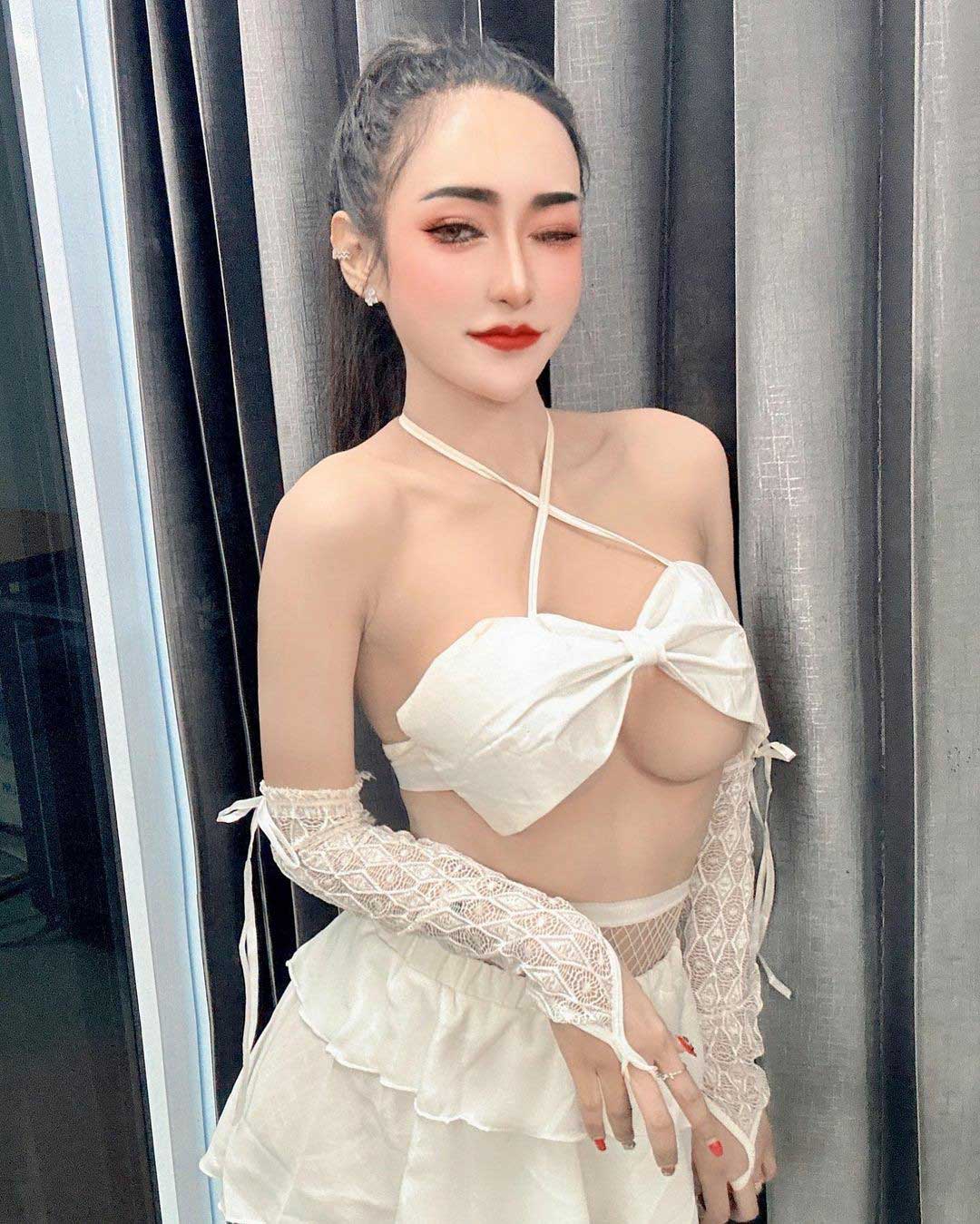 เปิดวาร์ป น้องพลอย Petchploy สาวสวย OnlyFans Zeed จี๊ดจ๊าดด เซ็กซี่